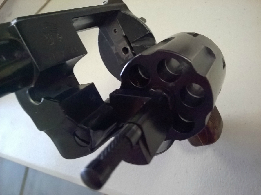 Burgo Unique Vintage Hw38, 5" Vented 6-Shot .38 Special For Sale at ...