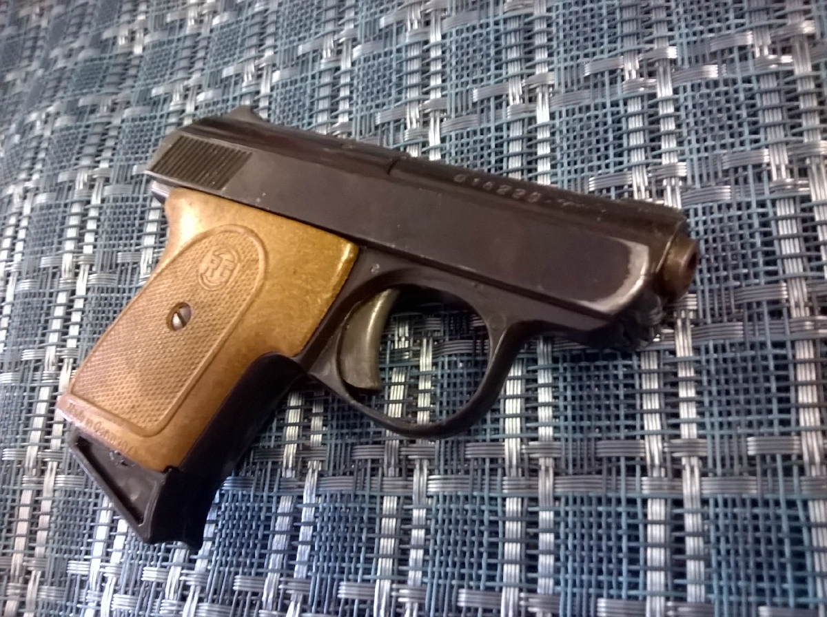 Rohm Gmbh Unusual Rg25 .25auto, In Good Condition, Only $1 Opening Bid ...