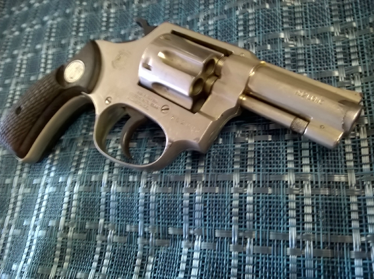 Rossi Model 89 .32 S+W Long Revolver In Good Condition, $1 Opening Bid ...