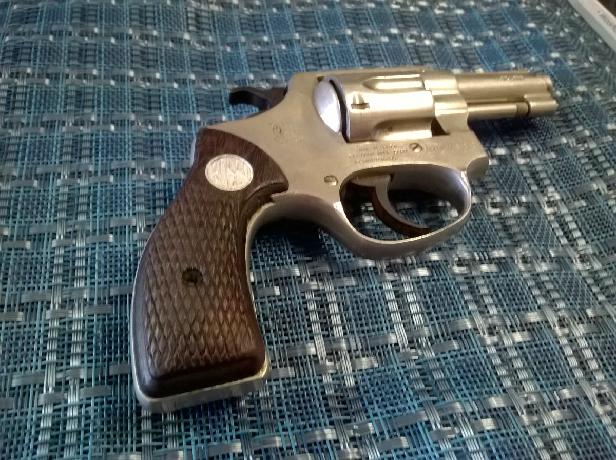 Rossi Model 89 .32 S+W Long Revolver In Good Condition, $1 Opening Bid ...
