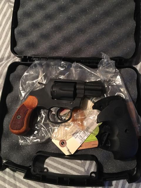 Armscor Rock Island Armory M206 Spurred 38 Special Revolver With 2 ...