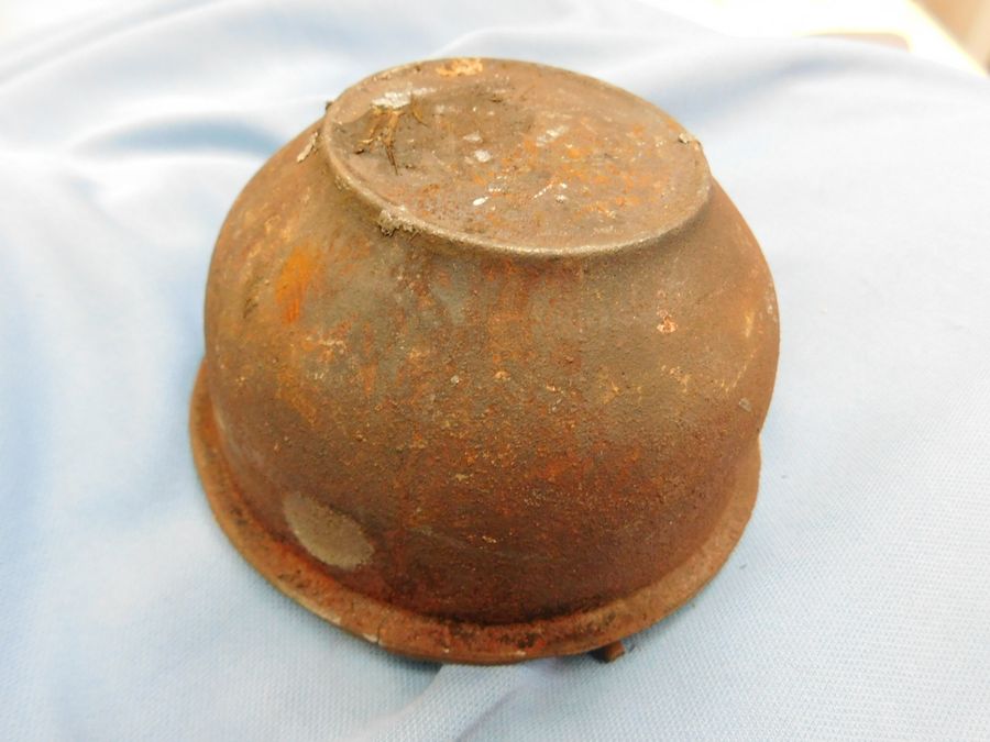 Lead Bullet Round Bottom Casting Pot For Sale at GunAuction.com - 14438391