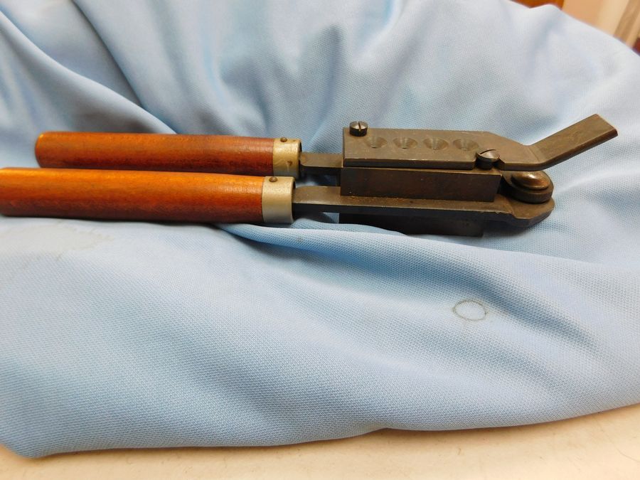 Lyman 4 Cavity Bullet Mould 358242 9mm 116 Gr. Rn 9mm Luger For Sale at ...