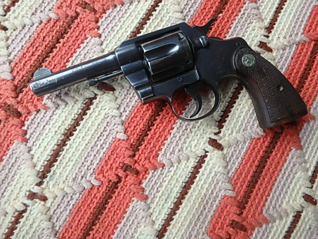 Old Colt Police Pistol 38 38 S&W Smith & Wesson Official Police 38 .38 ...
