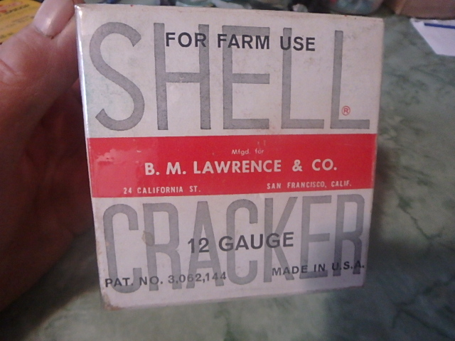 FULL 12 GA BOX STONECO DENVER,COLORADO CRACKER SHELLS