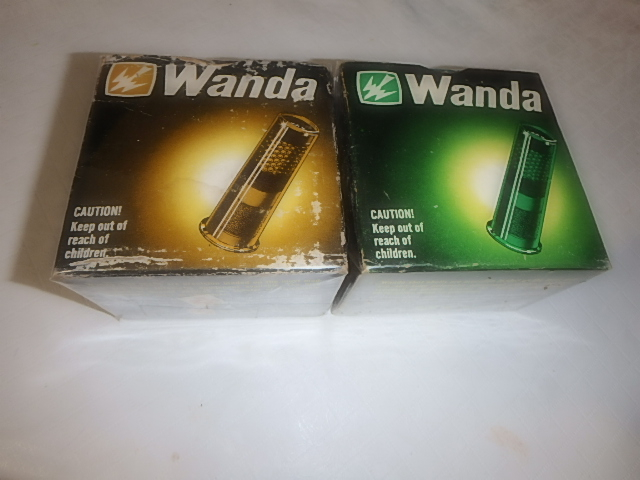 2 Boxes Green And A Yellow 20 Ga Wanda Boxes See Through Shells All ...