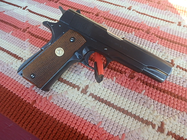 Colt 1911 70 Series Colt Semi Auto 45 Cal In A Colt Mark Iv Goverment ...