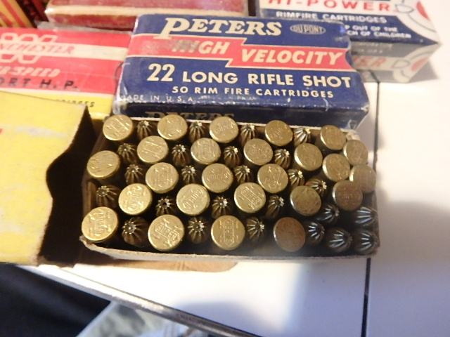 Winchester 15 Boxes Old 22 Ammo Neat Mix Of Brands Win Rem. Peters,Cil ...