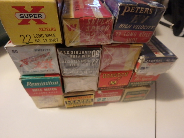 Winchester 15 Boxes Old 22 Ammo Neat Mix Of Brands Win Rem. Peters,Cil ...