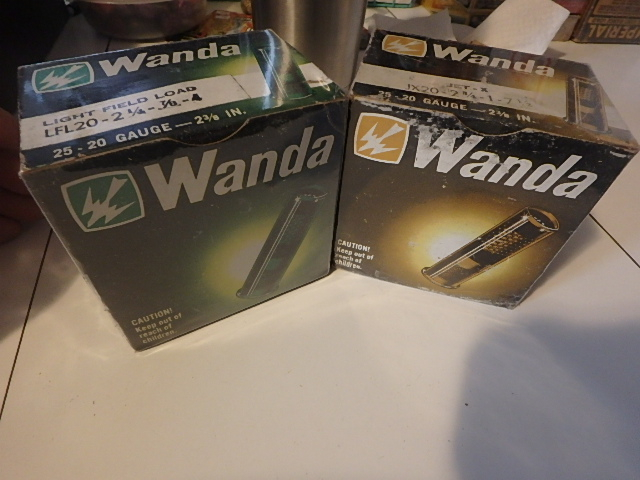 Wanda Boxes 2 Color Here Are 2 Full Older 20 Ga Wanga Boxes Shells One ...