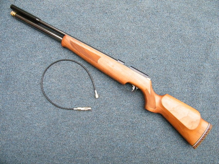 Alros Shadow M140 .22 cal Walnut stock - Rare gun