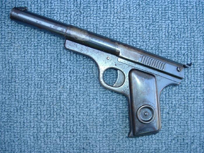 Daisy Model 118 Targeteer blued pistol with ammo 14463993 - GunAuction.com