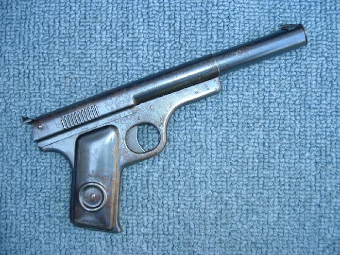 Daisy Model 118 Targeteer blued pistol with ammo 14463993 - GunAuction.com
