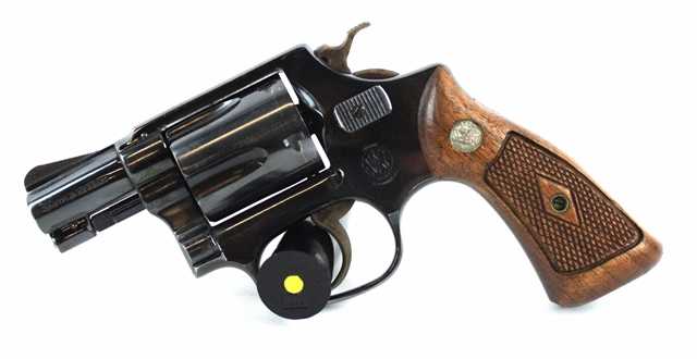 Smith & Wesson Model 36 J Frame Square Butt .38 Special Revolver .38 ...
