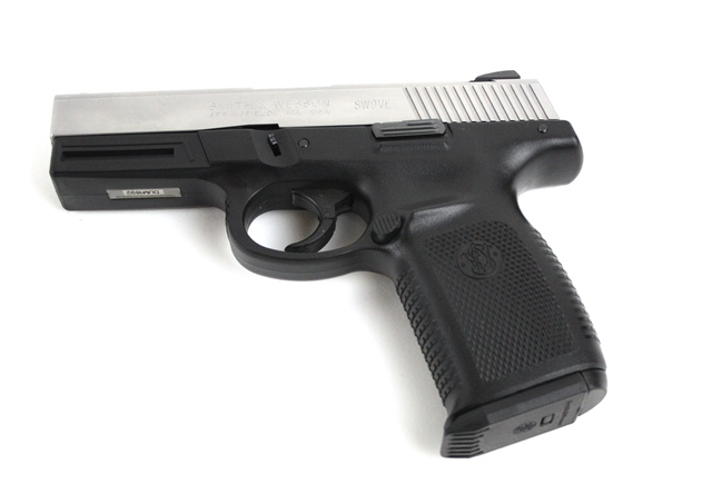 Smith & Wesson Model SW9 VE 9mm Semi-Automatic Pistol