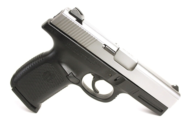 Smith & Wesson Model Sw40 Ve .40 Caliber Semi-Automatic Pistol .40 S&W ...