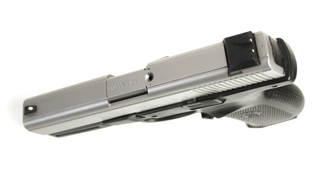 Smith & Wesson Model Sw40 Ve .40 Caliber Semi-Automatic Pistol .40 S&W ...