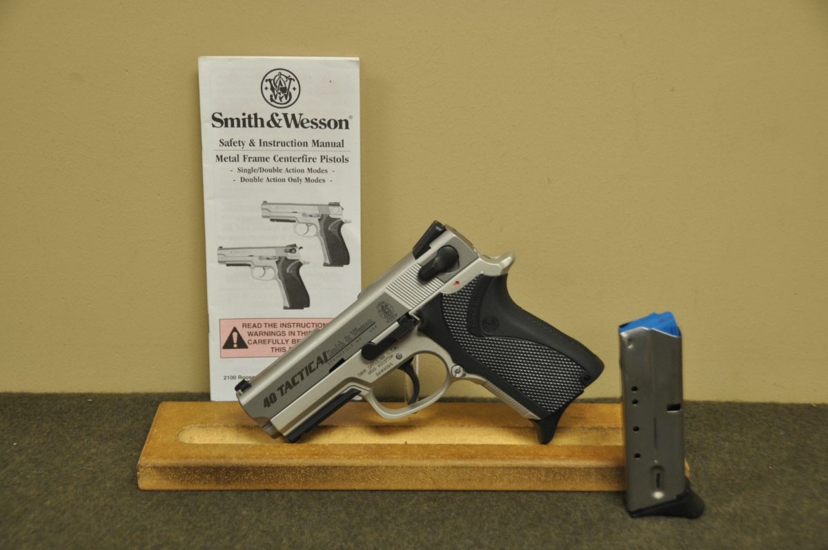 Smith & Wesson Smith Wesson 4013tsw .40 S&W For Sale at GunAuction.com ...