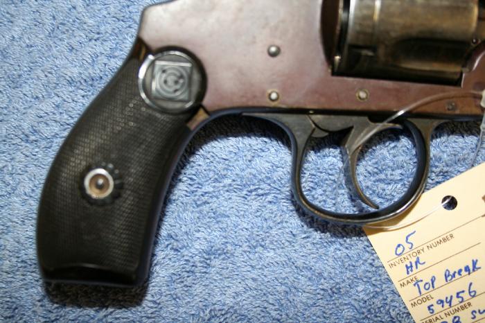 HARRINGTON&RICHARDSON TOP- - BREAK REVOLVER 38 CAL S&W CTGE 3 1/2