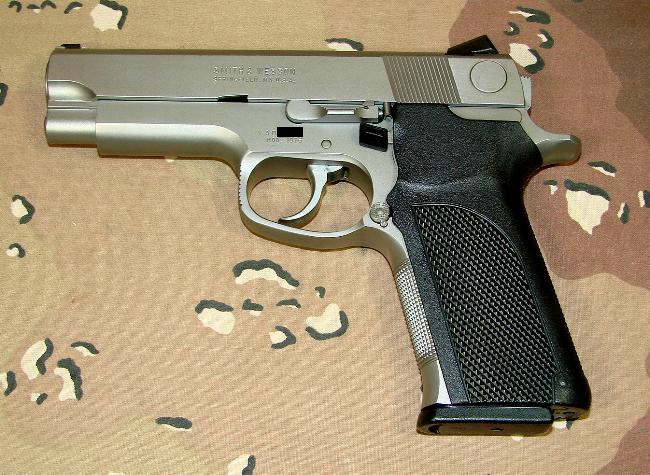 Smith & Wesson S&W 1076 10mm (Sw00u1076n1) 10mm For Sale at GunAuction ...