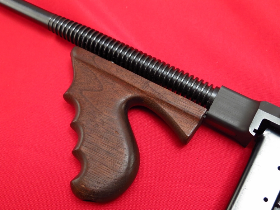 Auto-Ordnance Thompson 1927-A1 Deluxe Tommy Gun...Finned Bbl/Fore Grip ...