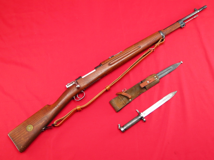 HUSQVARNA/SWEDISH MAUSER ~ M38 6.5x55...Good Condition w/ Bayonet...Mfd ...