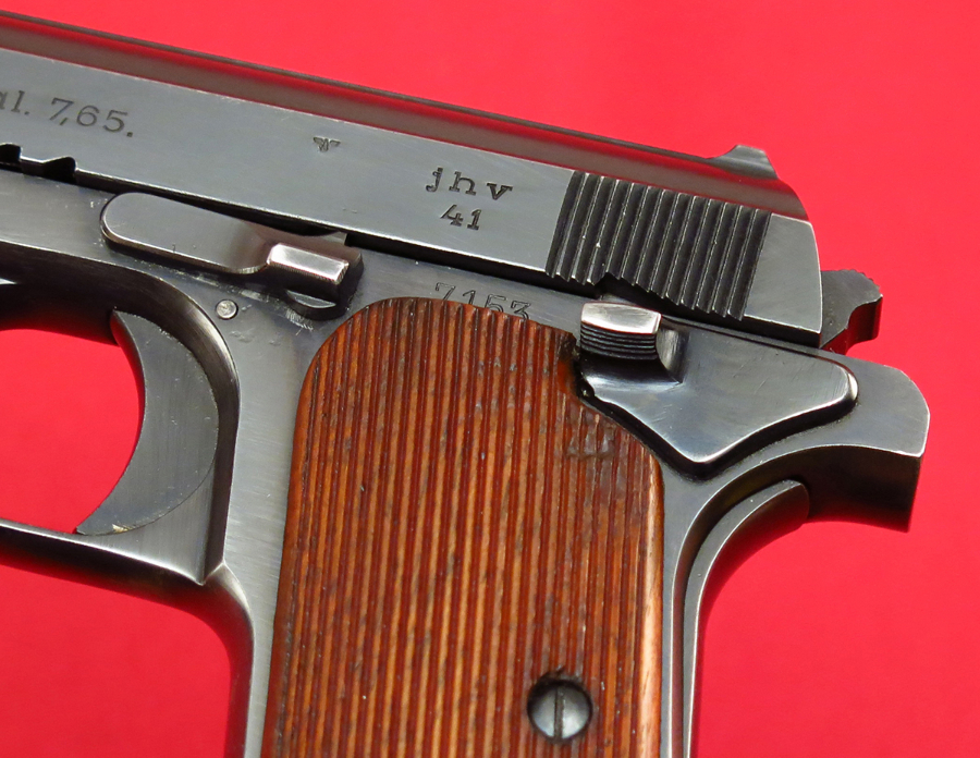 Femaru Nazi P.Mod.37...Jhv41...Wwii Luftwaffe...W/ Matching Mag ...