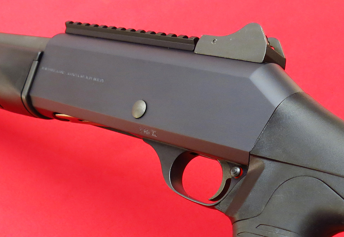 BENELLI - ~ M4 TACTICAL SHOTGUN...PISTOL GRIP, 18.5