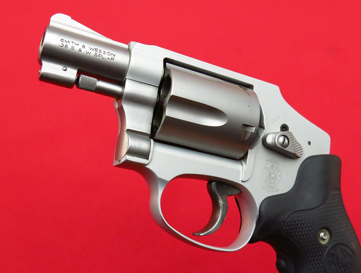 SMITH & WESSON - ~ MODEL 642-2 CENTENNIAL AIRWEIGHT...CONCEALED HAMMER ...