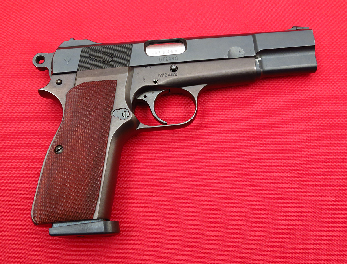 Inglis Ww2 Hi-Power 9mm...Post-War No.2 Mk 1 Canadian Arsenal Ltd ...