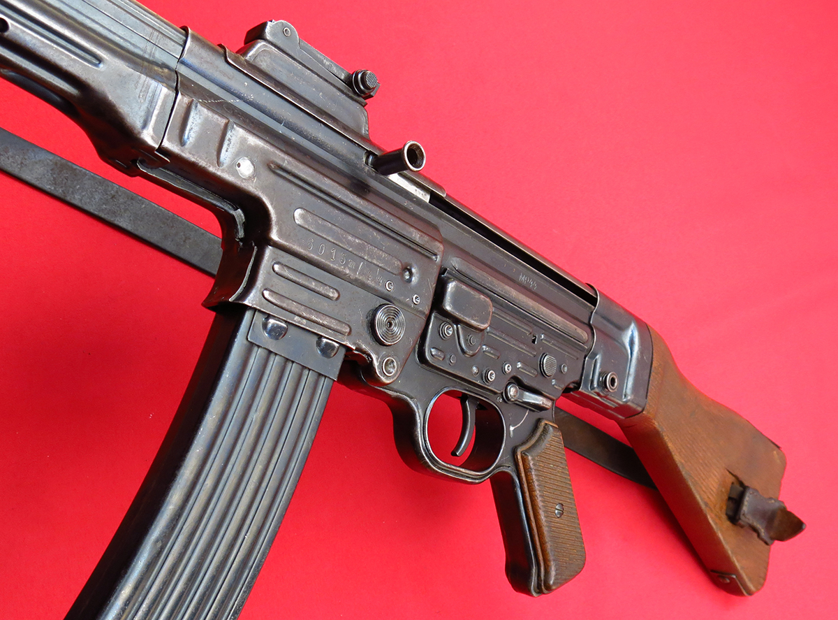 GERMAN - ~ MP44 STURMGEWEHR WW2 NAZI FULL-AUTO MACHINE GUN...ALL ...