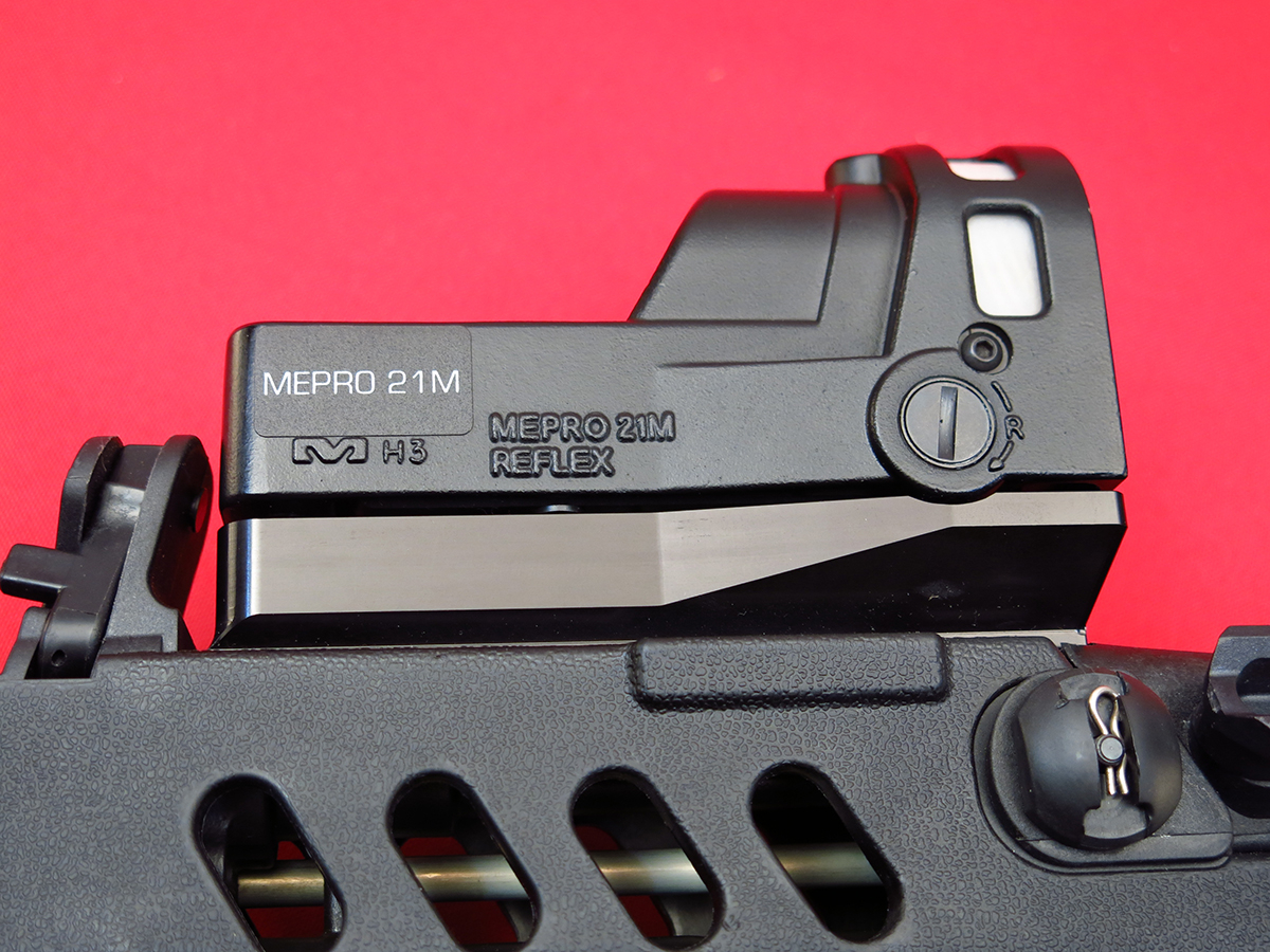 Iwi Tavor Sar Idf...223 Bullpup W/ Factory Mepro-21 Reflex Sight ...