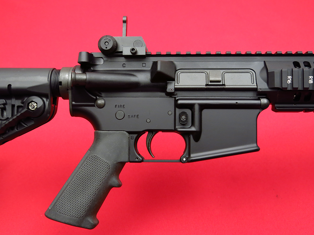 Colt M4 Law Enforcement Carbine (Le6940) W/ Monolithic Upper, Folding ...