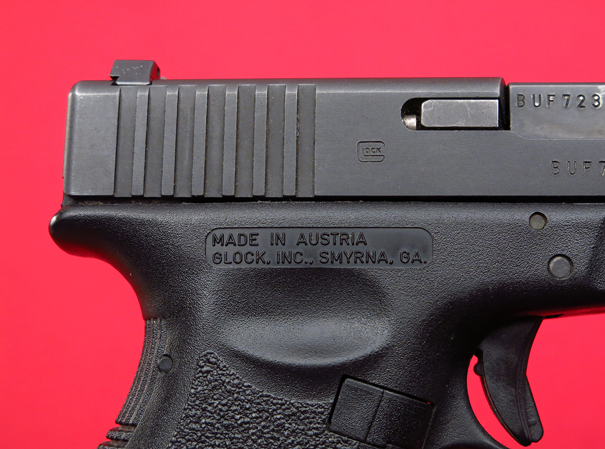 Glock G26 9mm Sub-Compact...Custom Smooth Grip Strap/Round Guard...Early Production, Mfd 1996 ...