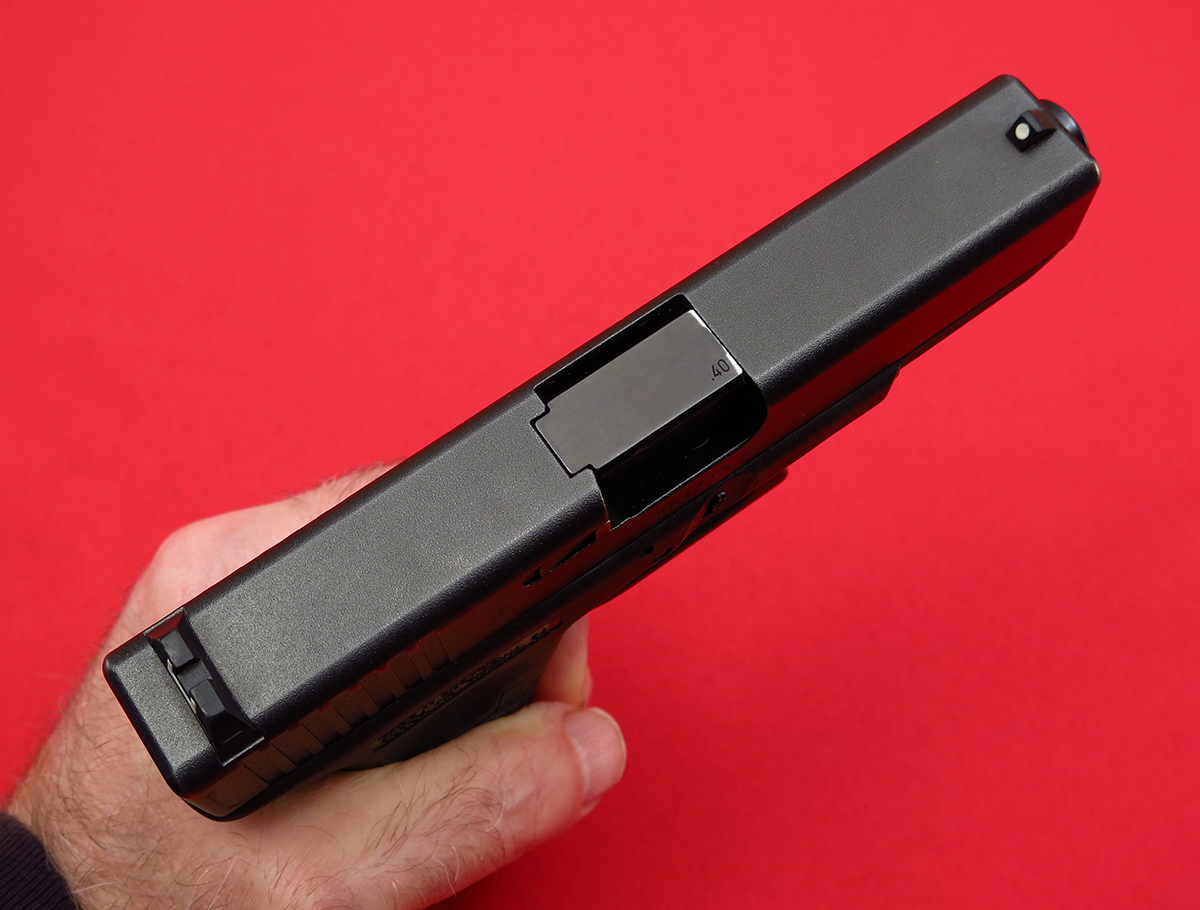 Glock G23 Gen 3 Compact .40s&W...Good Shape In Box W/ Extra Mags...Mfd ...