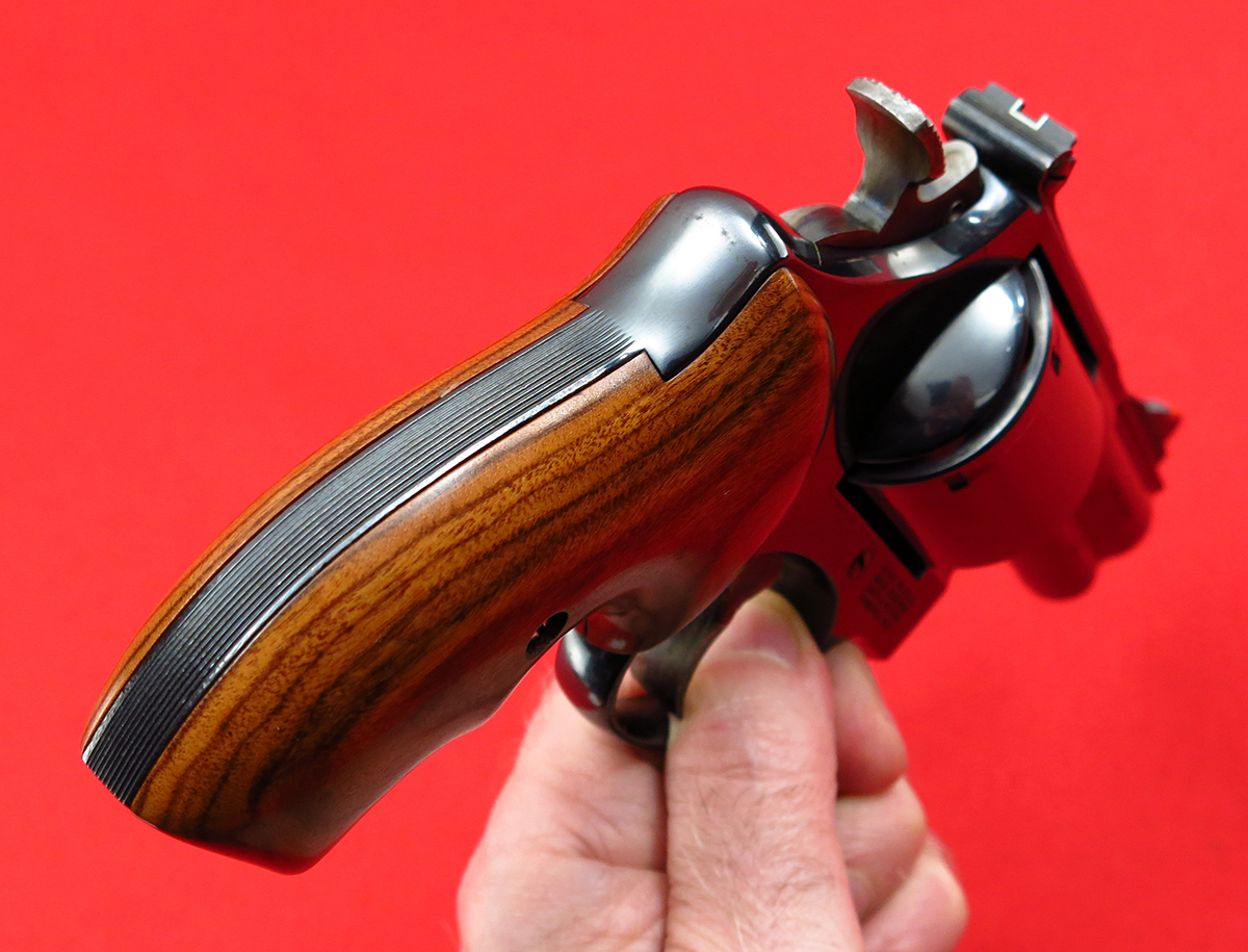 Smith & Wesson MODEL 29-4 .44 MAGNUM... SCARCE 3" BARREL, UNFLUTED ...