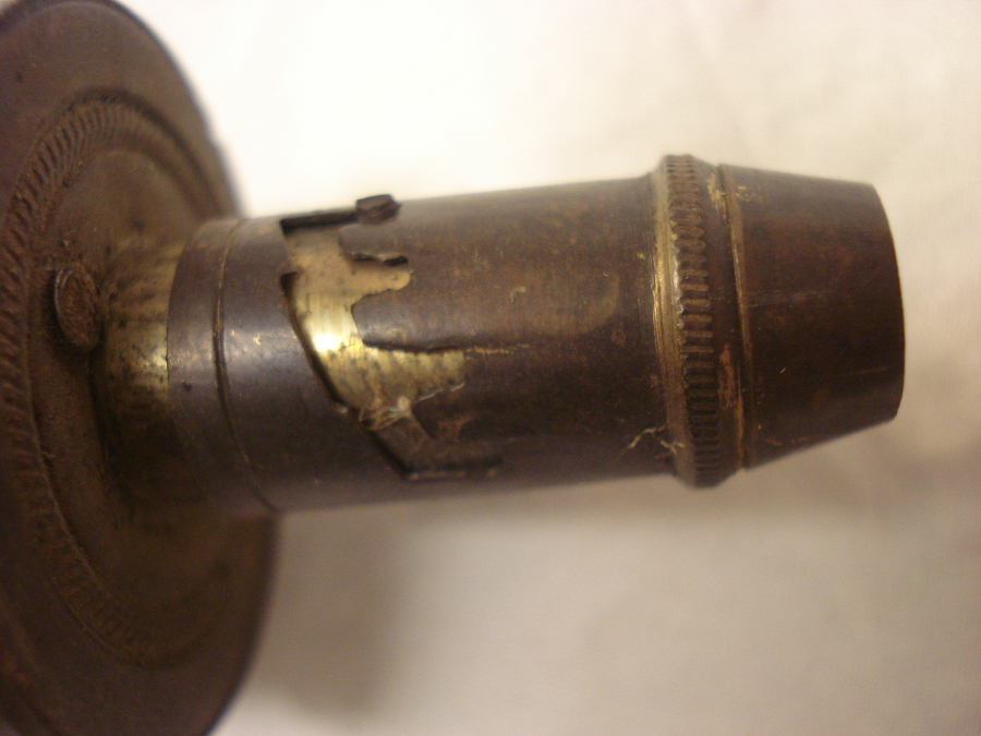 Original Adjustable Powder Flask w/Pewter Body 14091449 - GunAuction.com