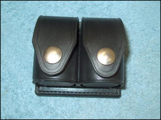 Hks Double Speedloader Pouch Model 203 Med For Sale at GunAuction.com ...