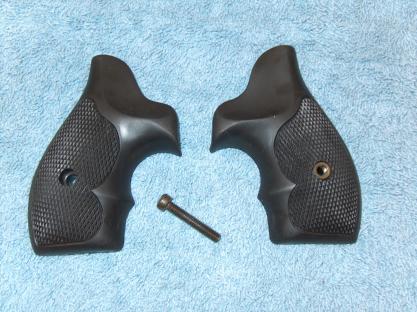 Taurus Model 85 Ultra Compact Boot Grips Mod 73 94 For Sale at ...