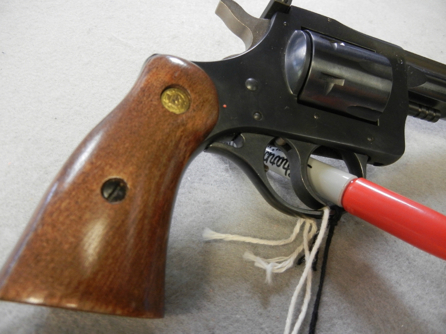 New England Firearms Super Nice Model R22 Ultra Mag Revolver-$99nr .22 ...