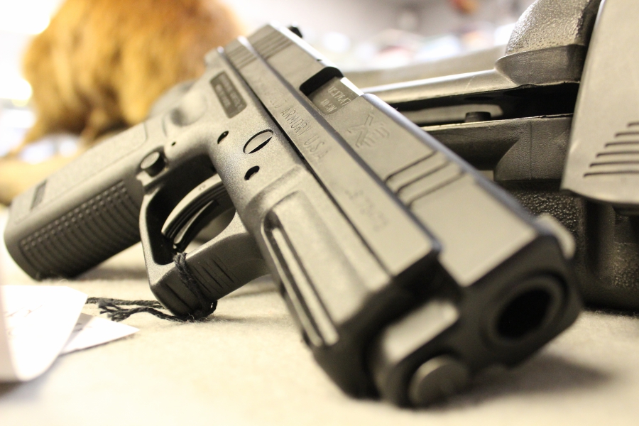 Springfield Armory Model Xd40 (Xd9102 Hi Cap) W/Holster, Mag Carrier ...