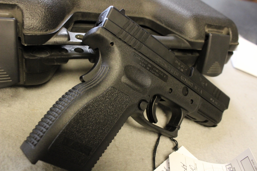 Springfield Armory Model Xd40 (Xd9102 Hi Cap) W/Holster, Mag Carrier ...