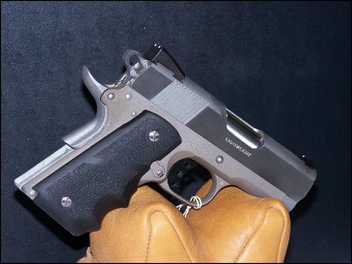 Colt - Defender Sub compact .45 acp 3 1/2 in bbl. - Picture 2