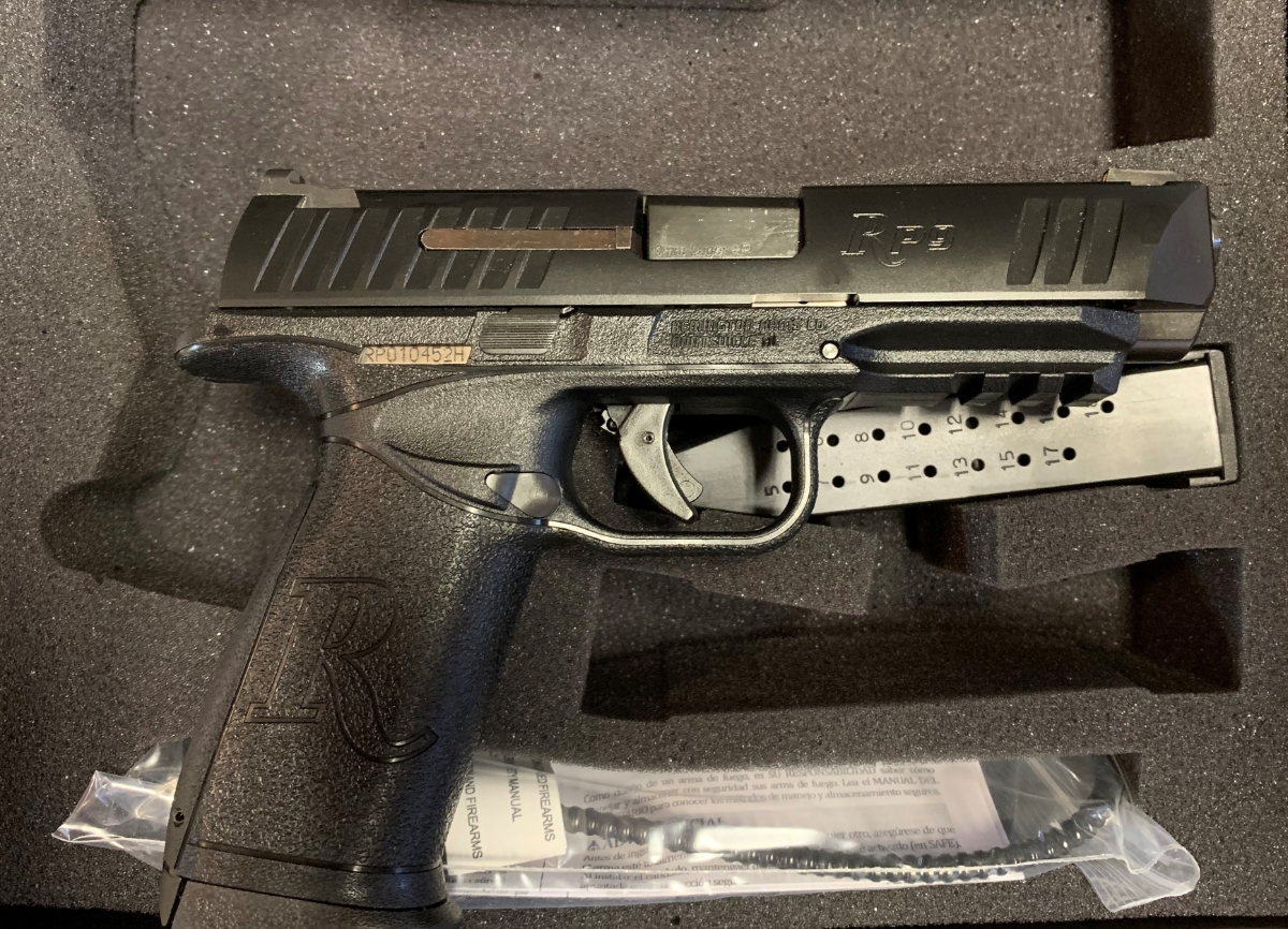 Remington RP9 Black finish - 2 18 round magazines 9MM+P Full Size with ...