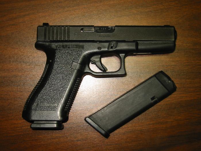 Glock 22 2nd Gen Full Size 40 S&W, 2 Hc Mags, Ns For Sale at GunAuction ...