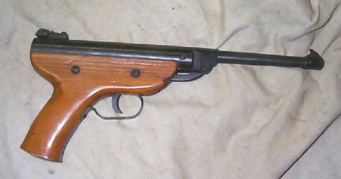Chinese Pioneer Pellet Pistol .177 Spring Loaded
