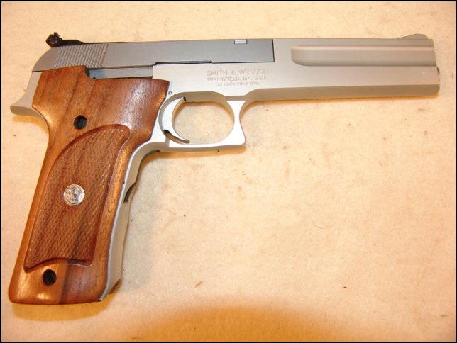 Smith & Wesson 622 Target Pistol .22 Lr Cal. Stainless Excellent For ...