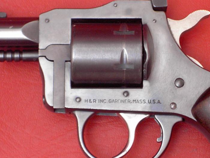 H&R Inc. Gardner, Mass. - Model 826 -- D/A .22 W.M.R.F. -- 3