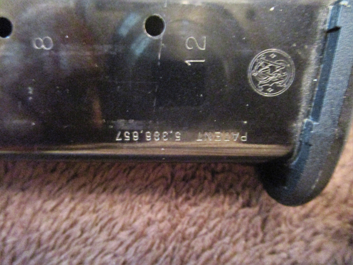 Smith & Wesson Sigma Magazine 14rd .40 S&W For Sale at GunAuction.com ...