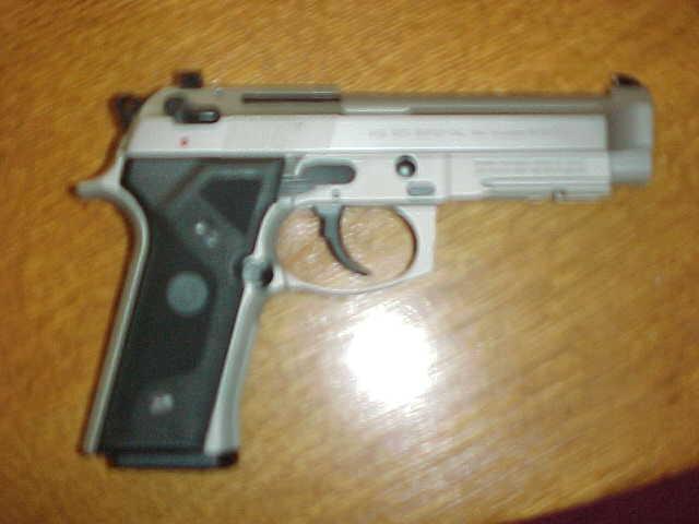 Beretta 92fs Vertec Inox 9mm For Sale at GunAuction.com - 9029593